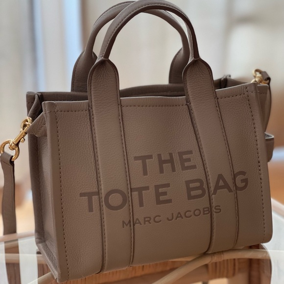 Marc Jacobs Tote Bag Cement 1
